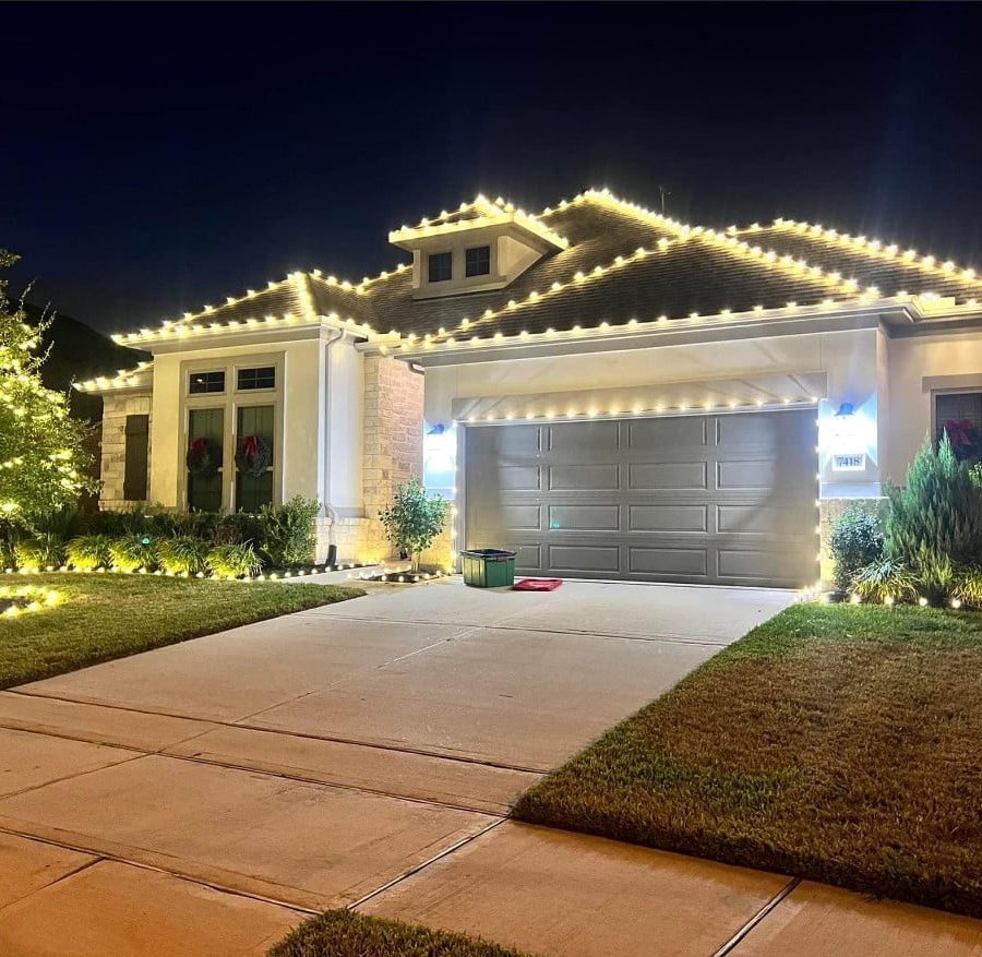 Christmas Lights Installation & Removal Service Willis, TX